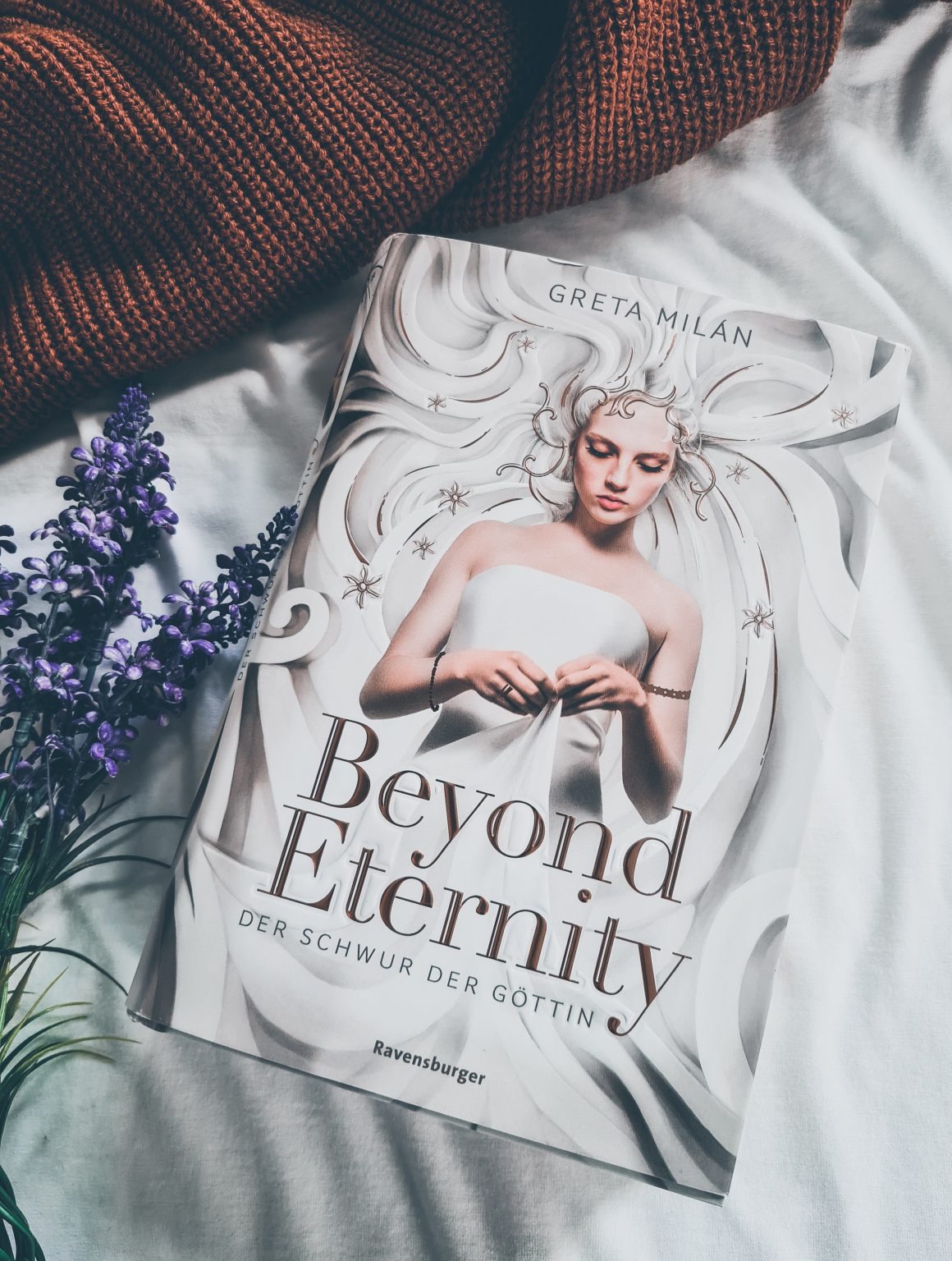 Rezension: Der Schwur der Göttin, Band 1: Beyond Eternity – Addicted2Books-Blog