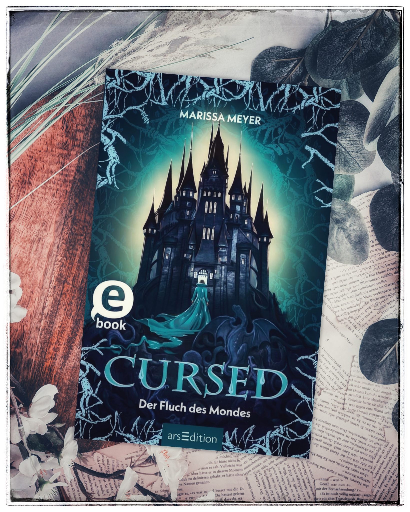 Rezension: Cursed – Der Fluch des Mondes | (Gilded 2) | Marissa Meyer ...
